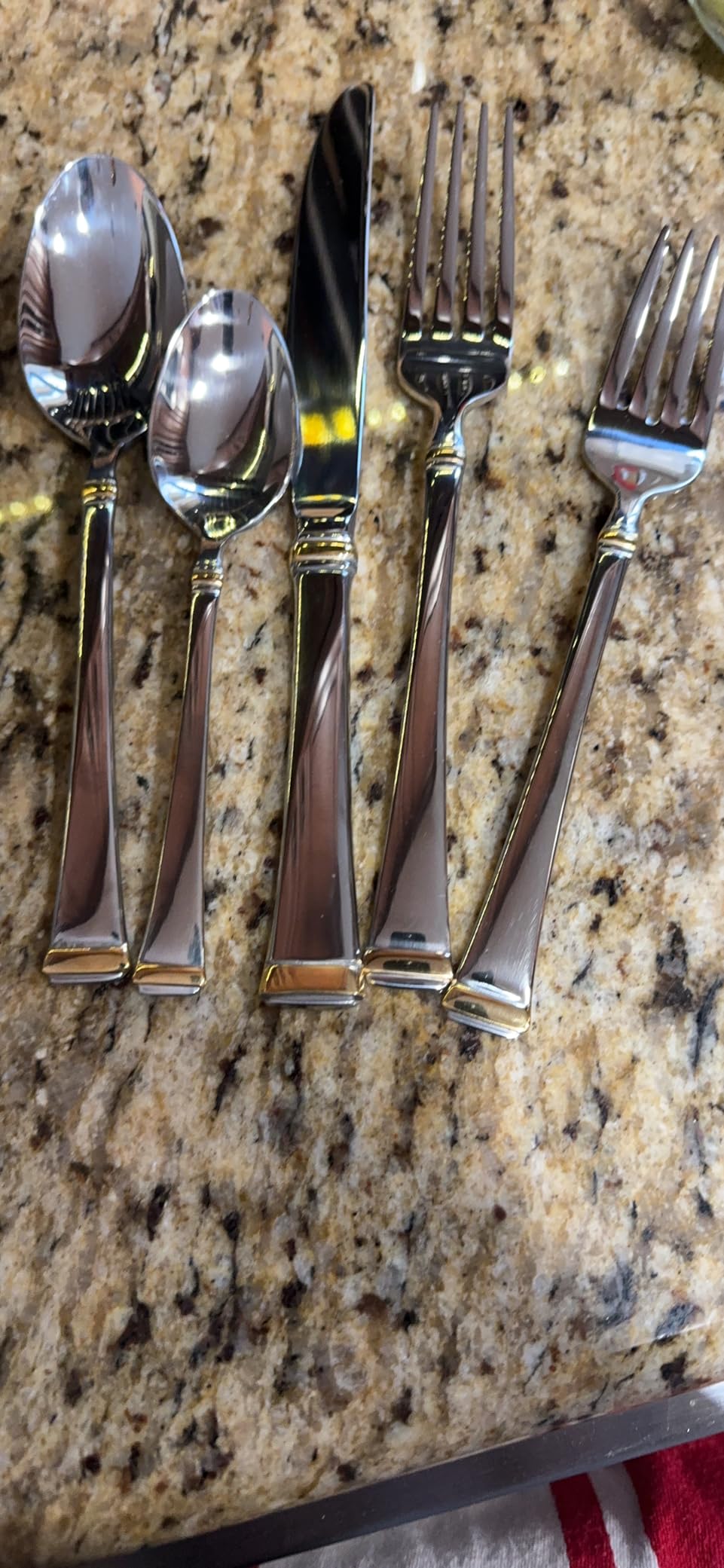12 Best Gold Flatware Sets (June 2026) Expert Reviews